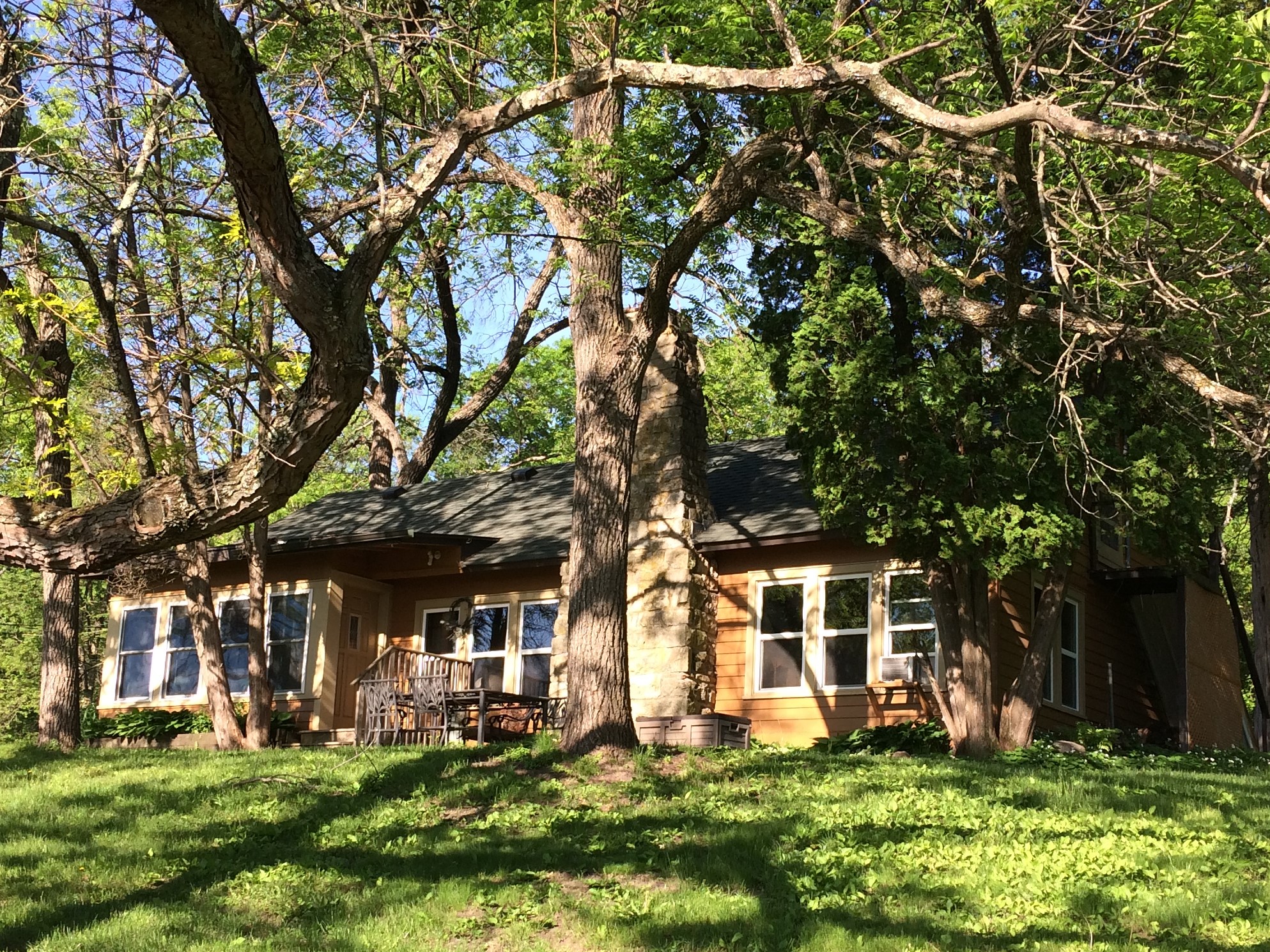 Lodging - Dunrovin | Christian Brothers Retreat Center